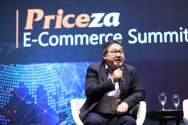 Metaverse คืออะไร เทคโนโลยีสังคมเสมือนจริง สู่โลกอนาคตใหม่